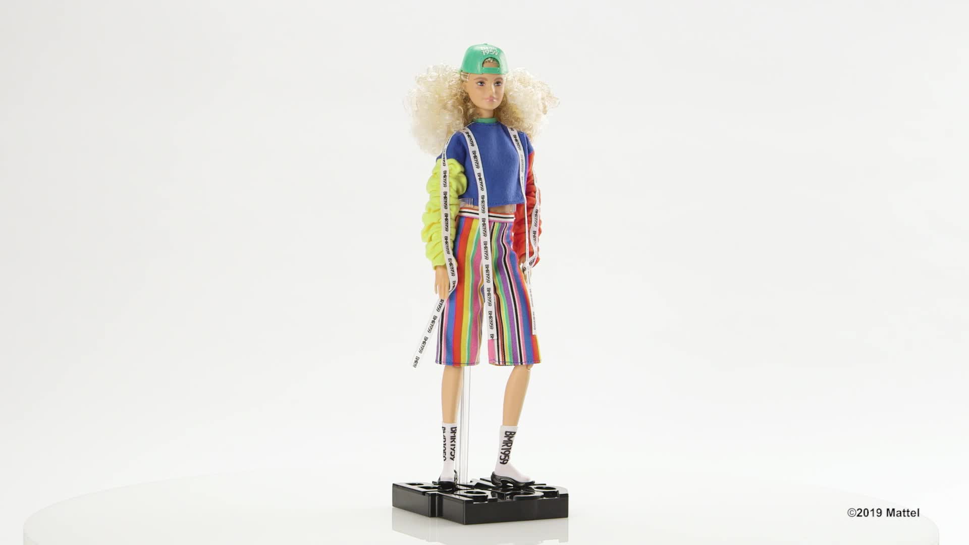 Poupée Barbie Collector BMR1959 avec pantalon rayé Modèle aléatoire ...