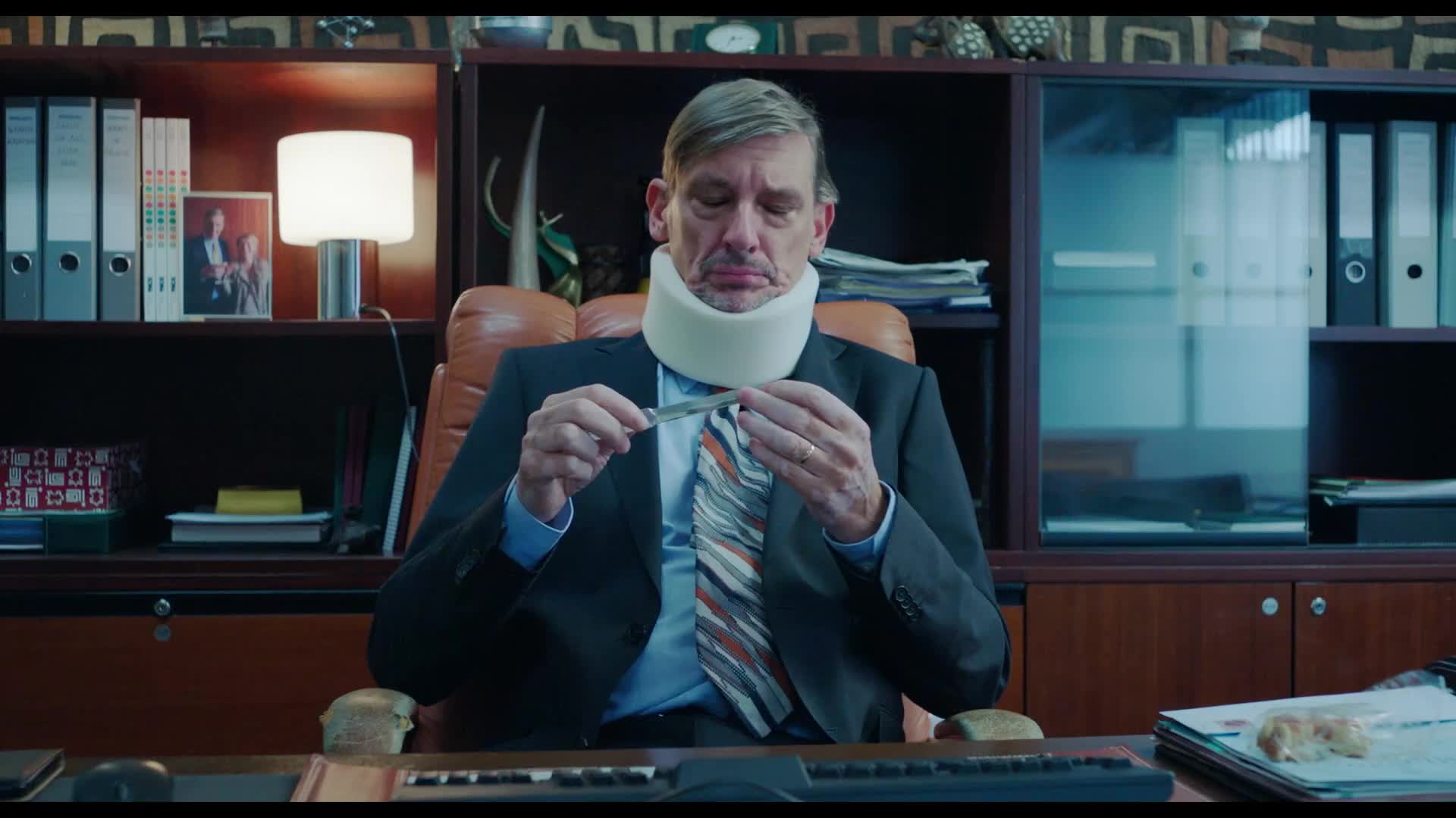 L'Employée du mois DVD - DVD Zone 2 - Veronique Jadin - Peter Van Den ...